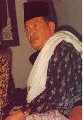 Ilmu Warisan Leluhur: KH Hamim Tohari Djazuli (Gus Miek )