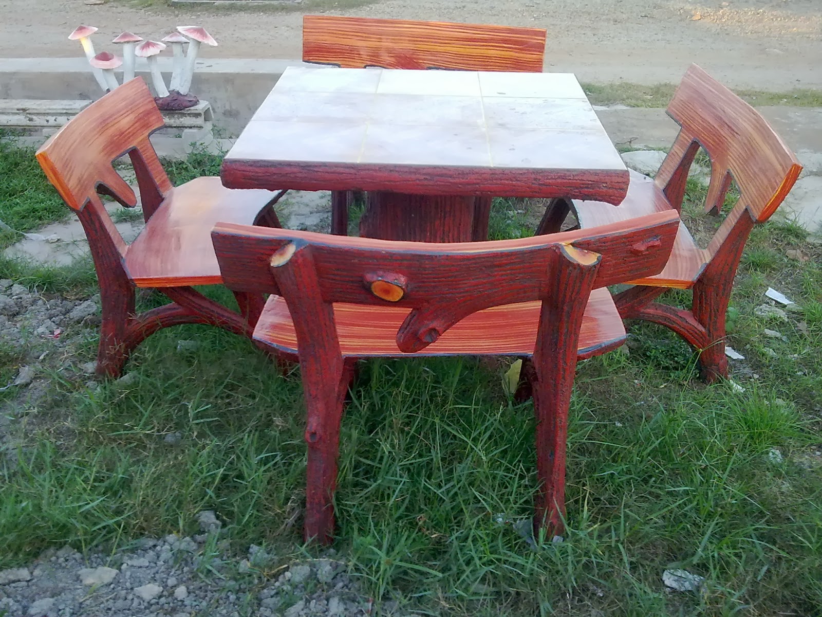 FERRO: BENGKEL KERUSI