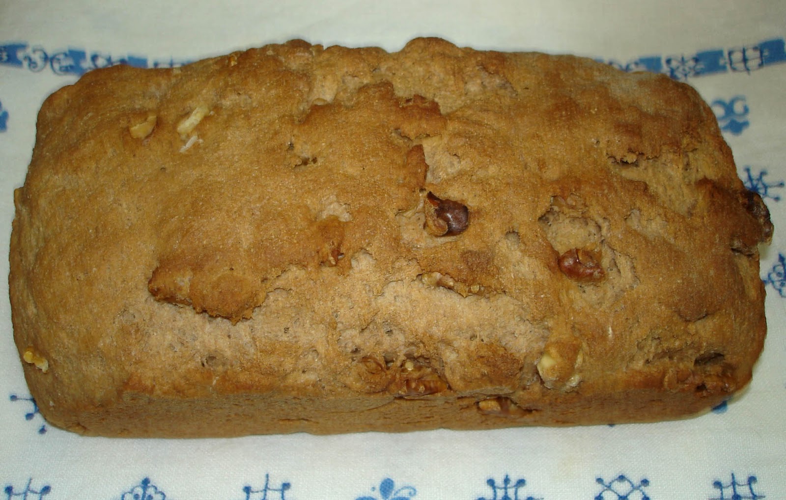 Let them eat bread!: Walnut Whole Wheat Bread