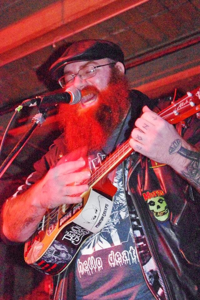 The Banshee's Wail: INTERVIEW: Wolfman Chuck & The Spookalele of Doom!