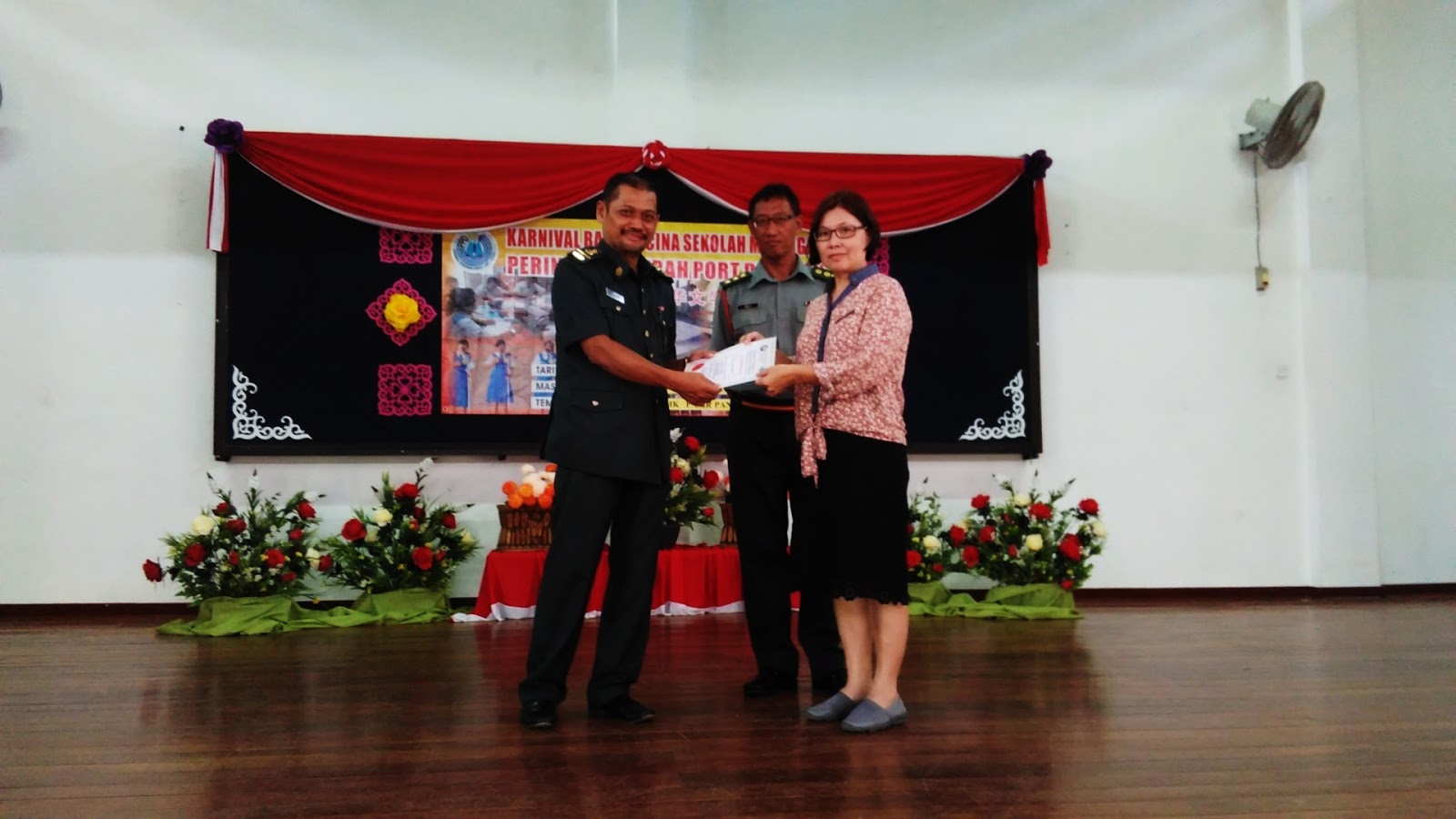 SMK PASIR PANJANG PORT DICKSON: KARNIVAL BAHASA CINA DAERAH - SMK RAJA ...