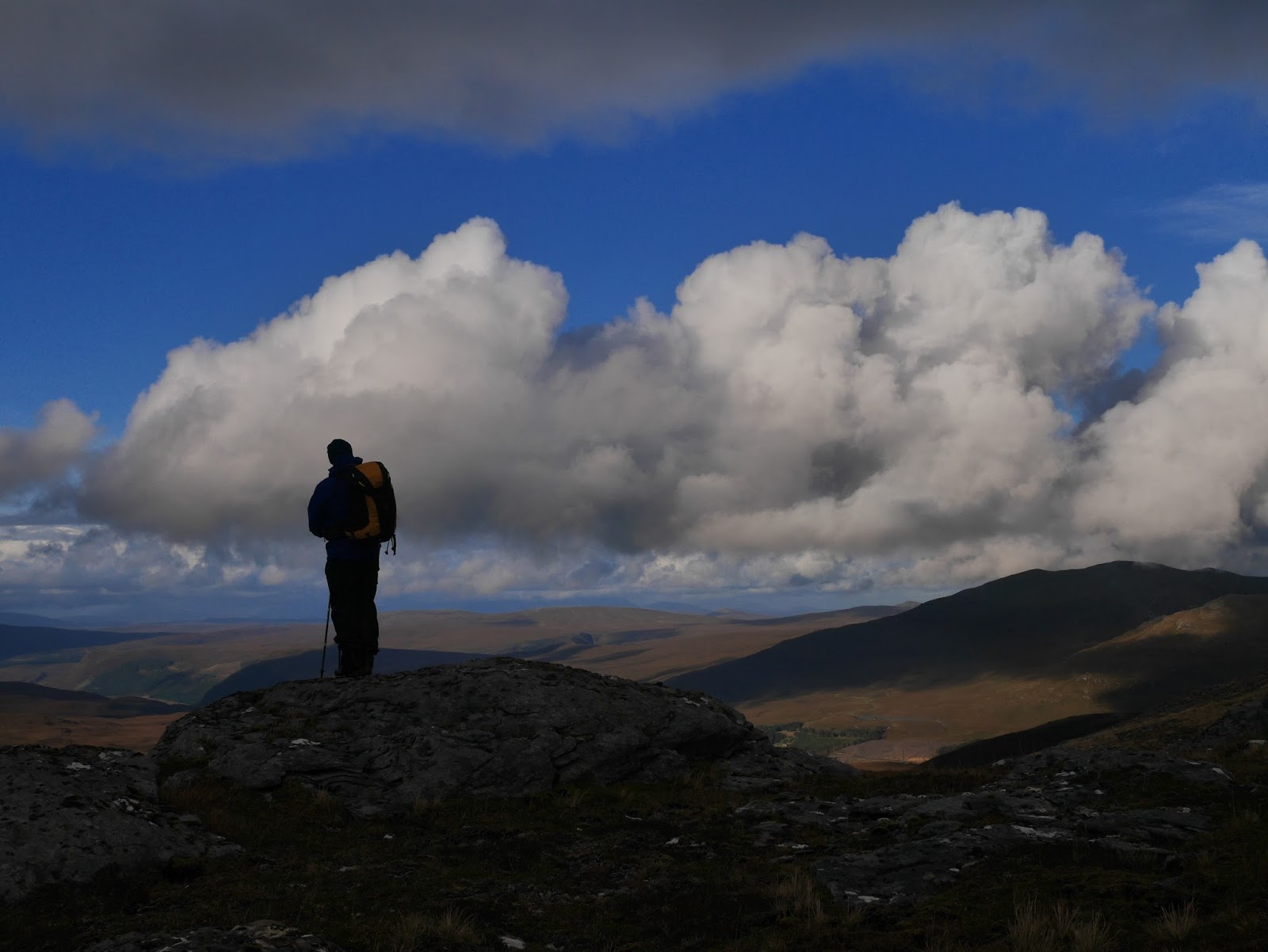 TARMACHAN MOUNTAINEERING: AUTUMN MUNROS IN THE FANNICHS