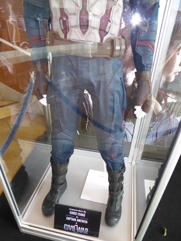 Hollywood Movie Costumes and Props: Captain America: Civil War movie ...