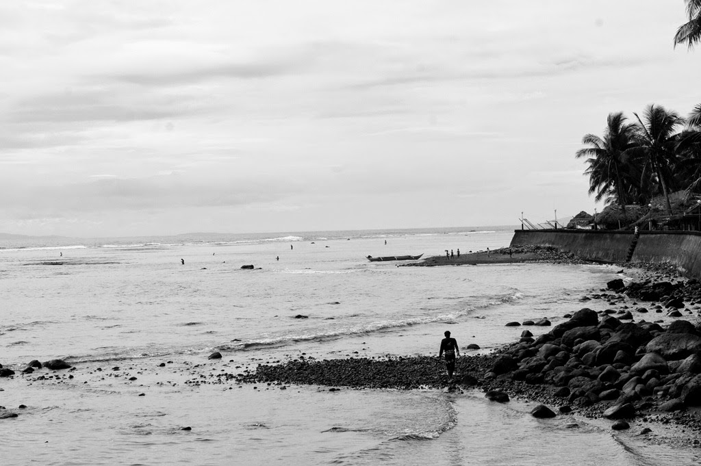 Awesome Bulusan!: Bulusan in black and white