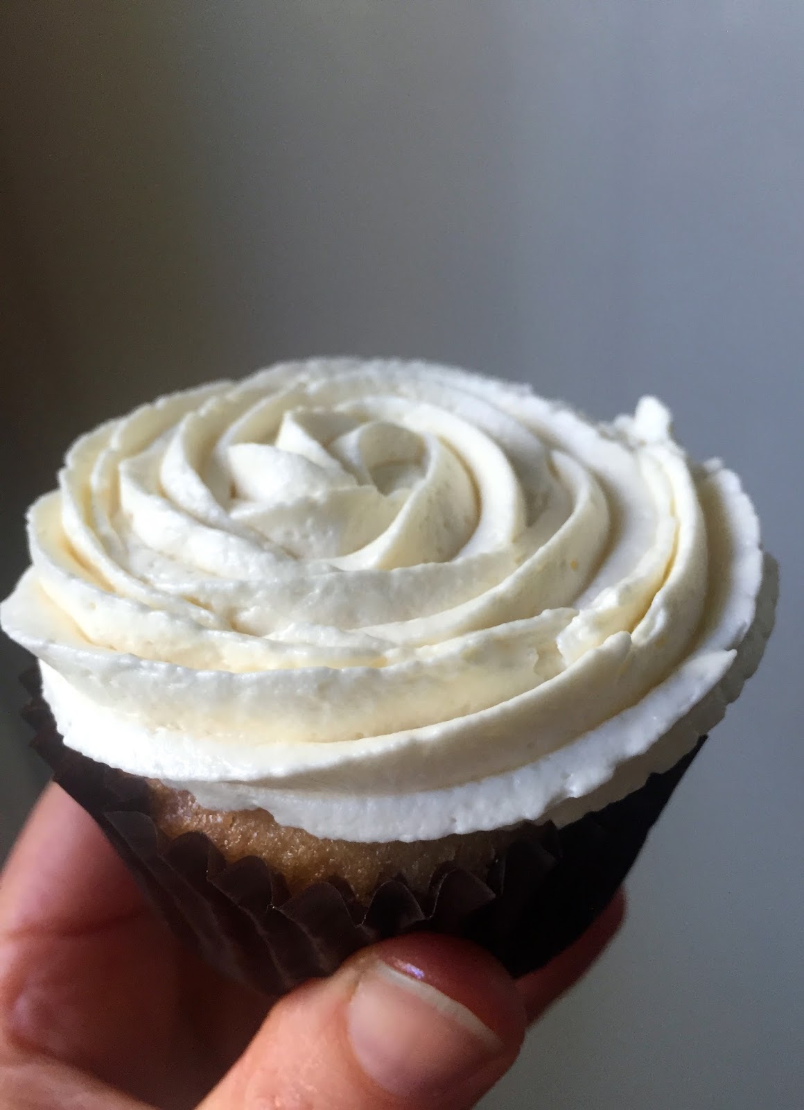 Heidi's Mix: Sour Cherry Cupcakes