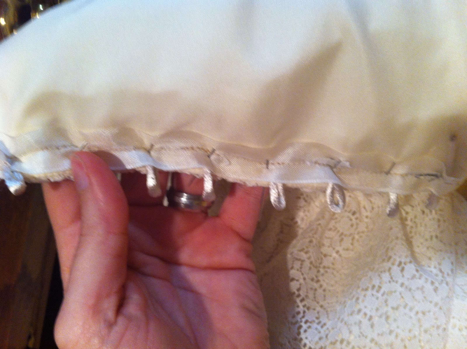 Fashioned4You: Bridal or Corset Loop Tutorial