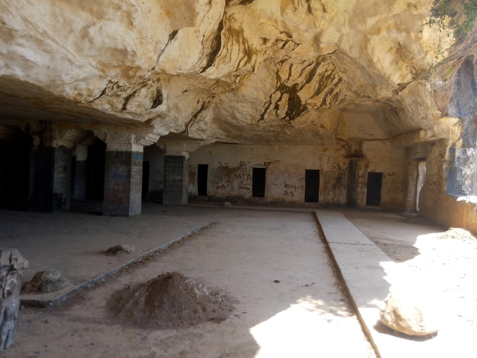 Dharashiv Caves in Osmanabad district in Maharashtra | The journey of a ...