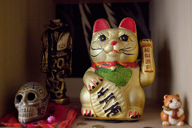 a clacca piace leggere...: indie BBB café | intervista a eris edizioni