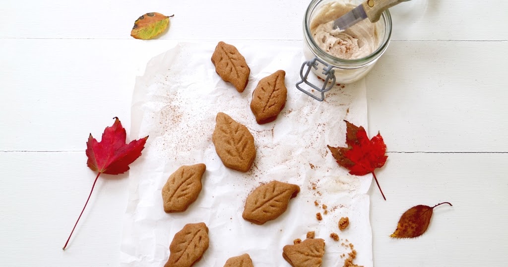 Gingerbread Autumn Leaves | The Freckled Fieldnotes
