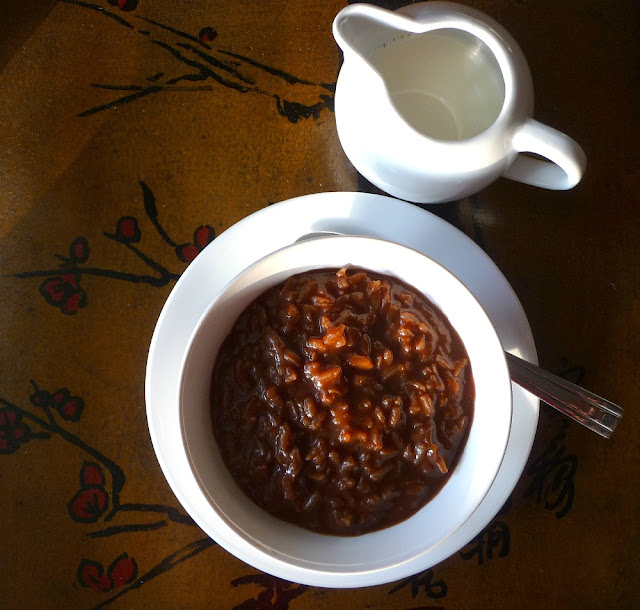 The Red Gingham: Champorado (Chocolate Rice Porridge)