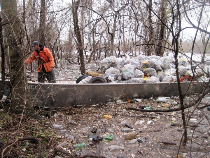 Geography of Garbage: Trashy Spring Break Photos