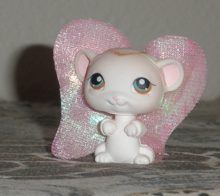 Collectomania: LPS Mice