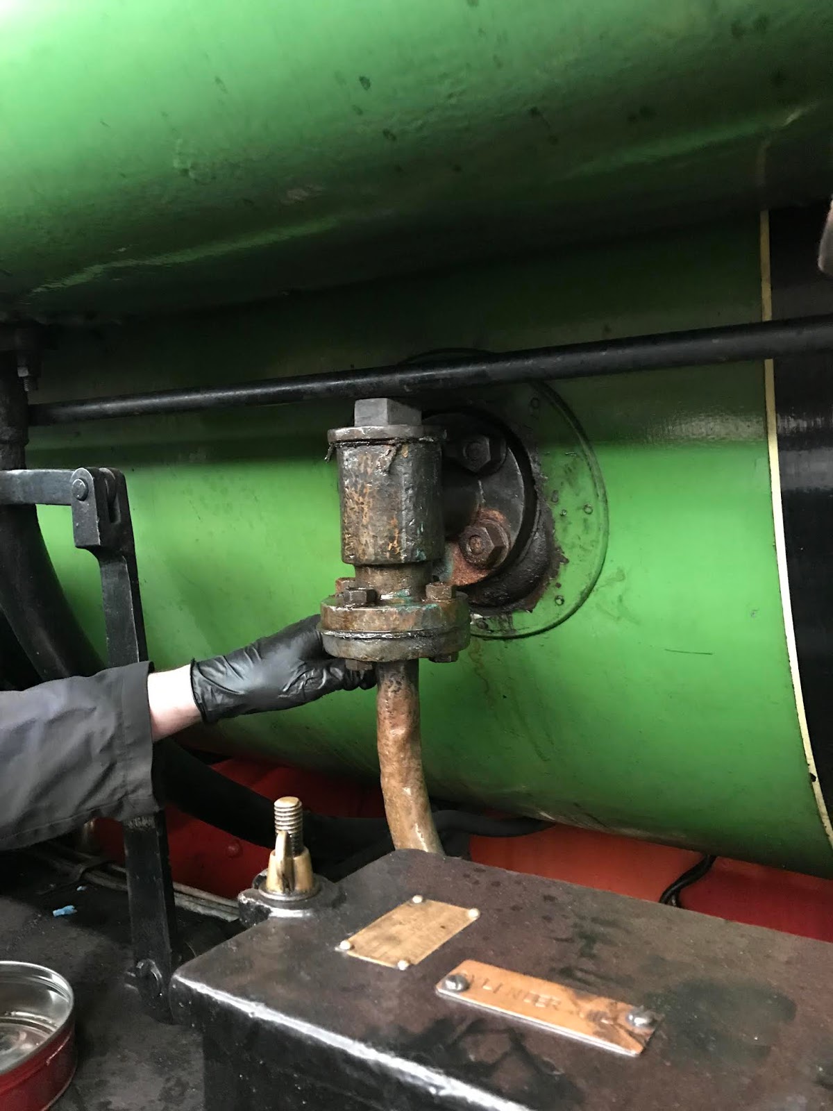 North Tyneside Steam Railway: Work to ACC5s clack valve