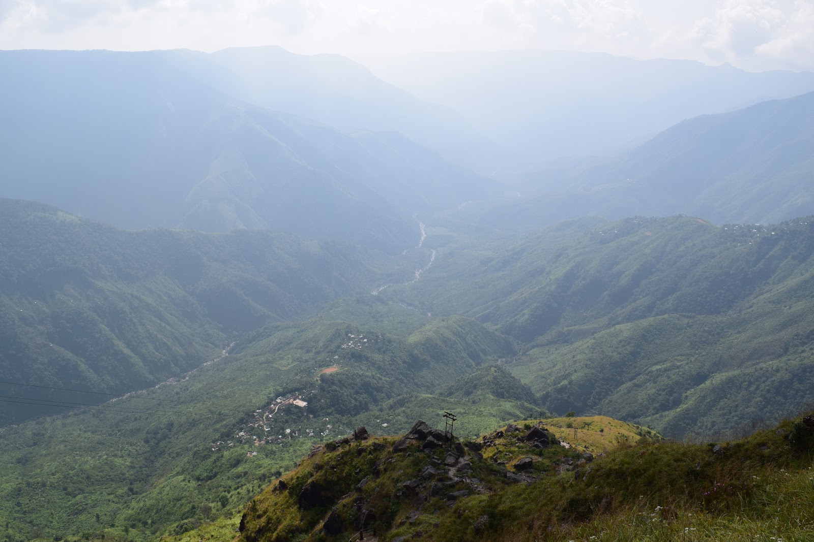 Road Less Travelled: Satisfy Your Wanderlust! Visit The Offbeat Travel ...