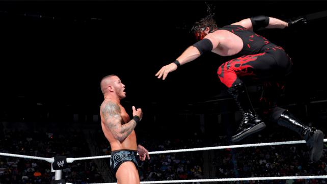 WWE In live!!!!: RANDY ORTON vs KANE