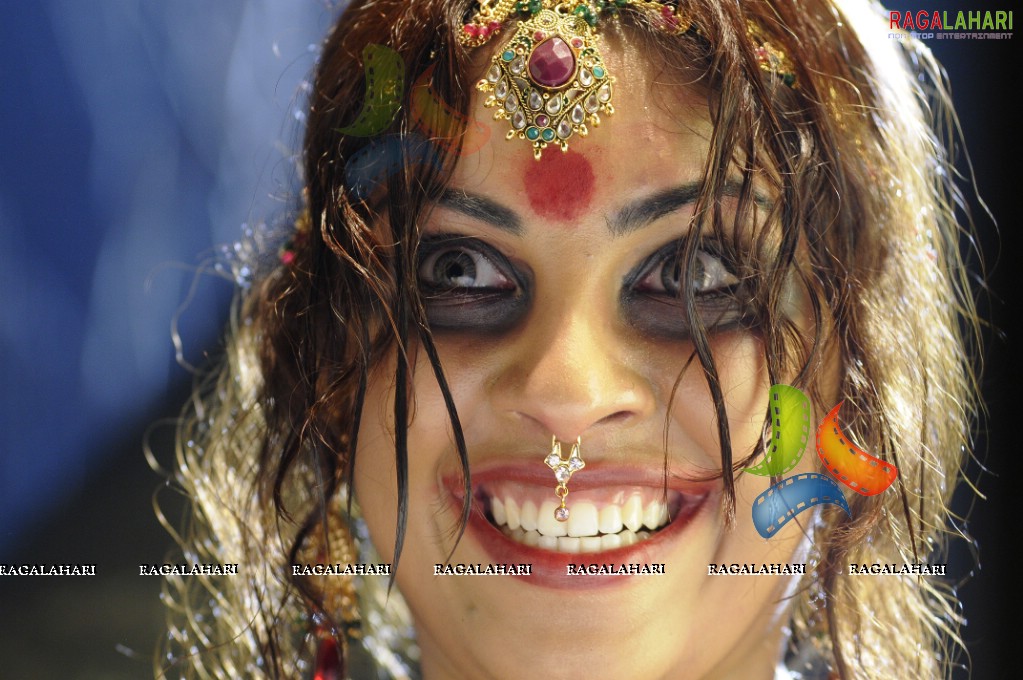 NAKARAJAN: JYOTHIKA , EXPRESSIVE SOUTH INDIAN ACTRESS BORN 1978 OCTOBER ...