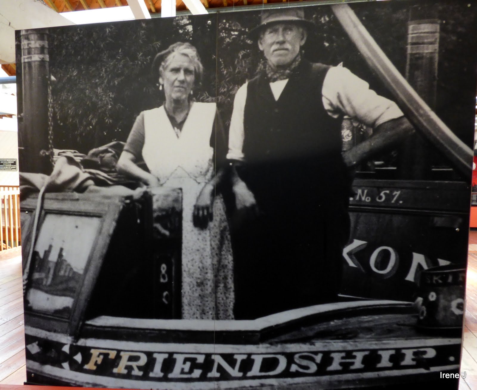 FreeSpirit : Ellesmere Port Waterways Museum and not that fisherman again!