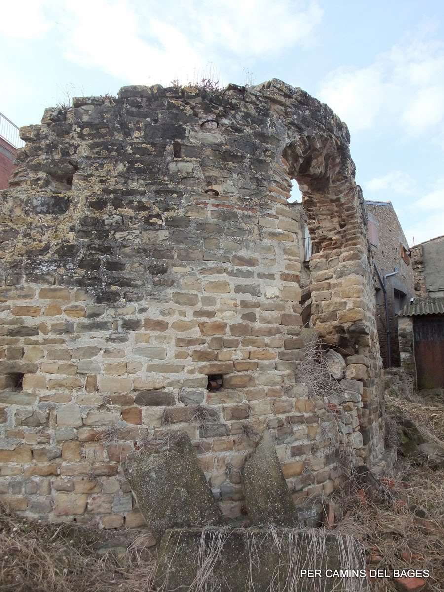 PER CAMINS DEL BAGES: L'EXEDRA DE BOADES