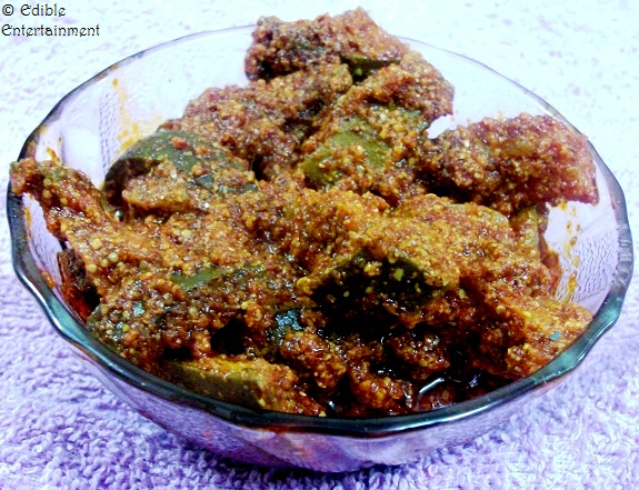 Edible Entertainment: Spicy Mango Pickle (Avakkai)