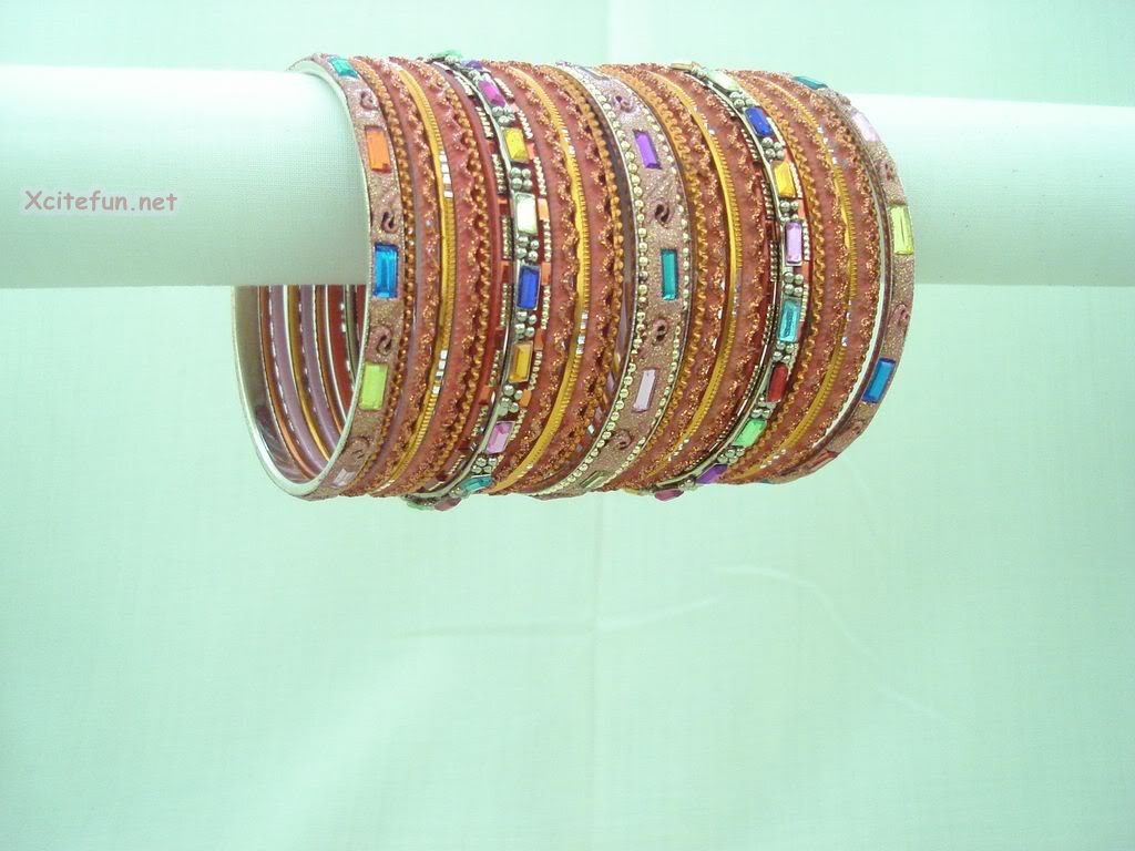 Fashion: Pakistani bangles