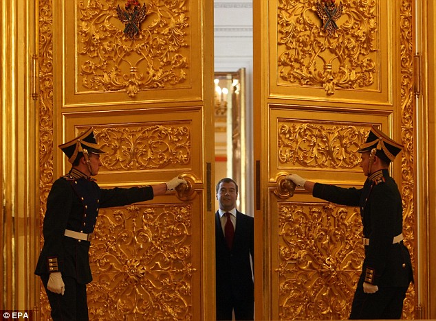 Open the door to Europe: Gold doors of the Kremlin