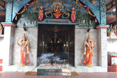 JASMERAH: Sejarah & Fungsi Kuil Shri Mariamman di Kota Medan