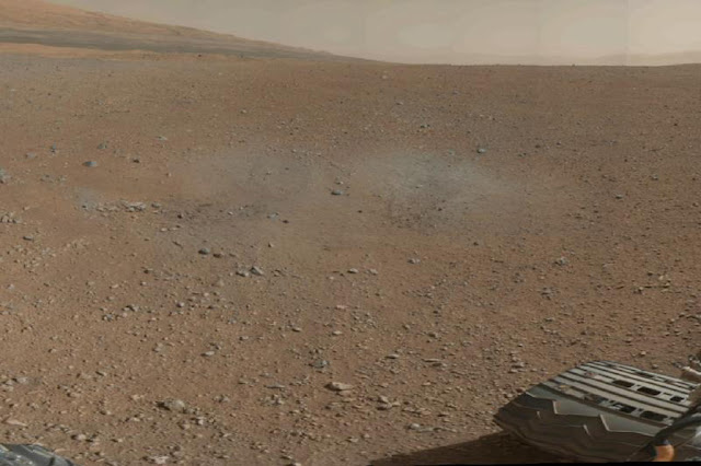 حكاوي: The first color image of Mars taken by NASA's robot 2012