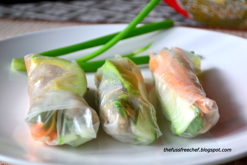 the FUSS FREE chef: Vietnamese Rice Rolls with Lemongrass Chicken