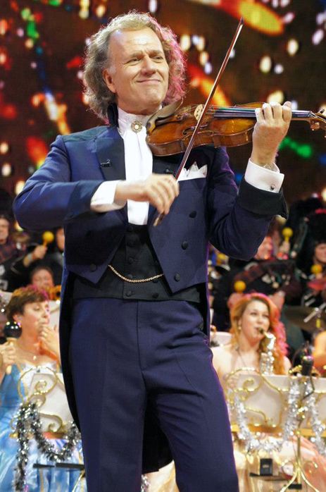 ANDRE RIEU FAN SITE THE HARMONY PARLOR: André Rieu: My Drive is Huge!
