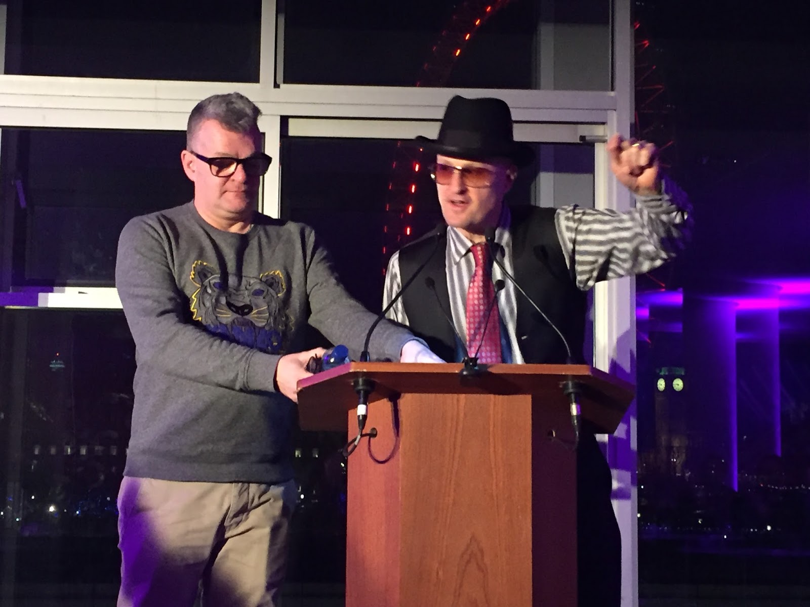 Give 'em the old Razzle Dazzle: Priapic fascination, sword-swallowing ...