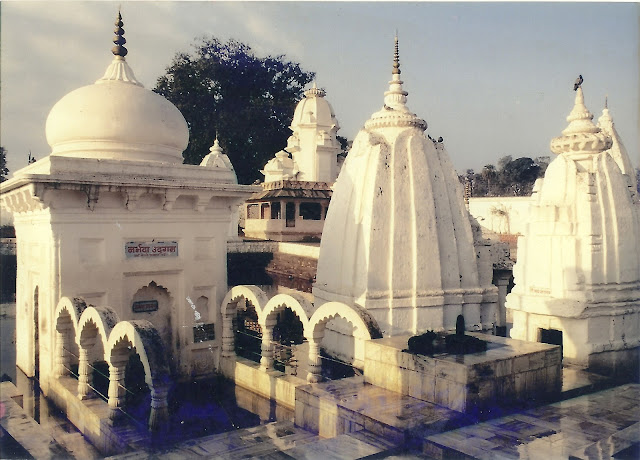 Journey in India: Banalinga, Omkareshwar, Narmada, Narmada River ...