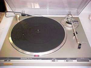 Robert's Sound: Technics SL-Q350 turntable
