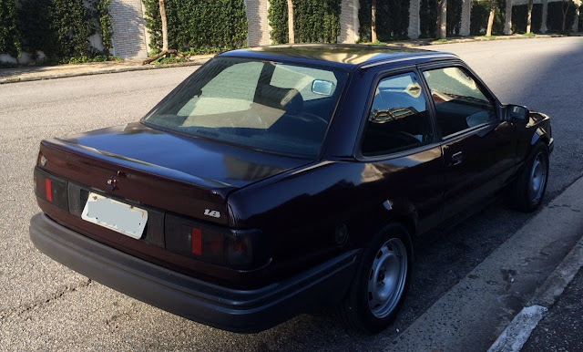 Clássicos: VW Apollo 1992 1.8 Ap