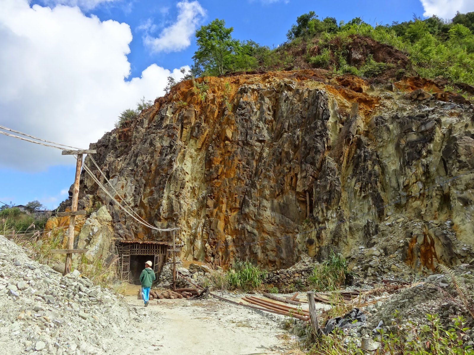 Natural History Museum of L.A. Minblog: Myanmar part 3 - Mogok (2)