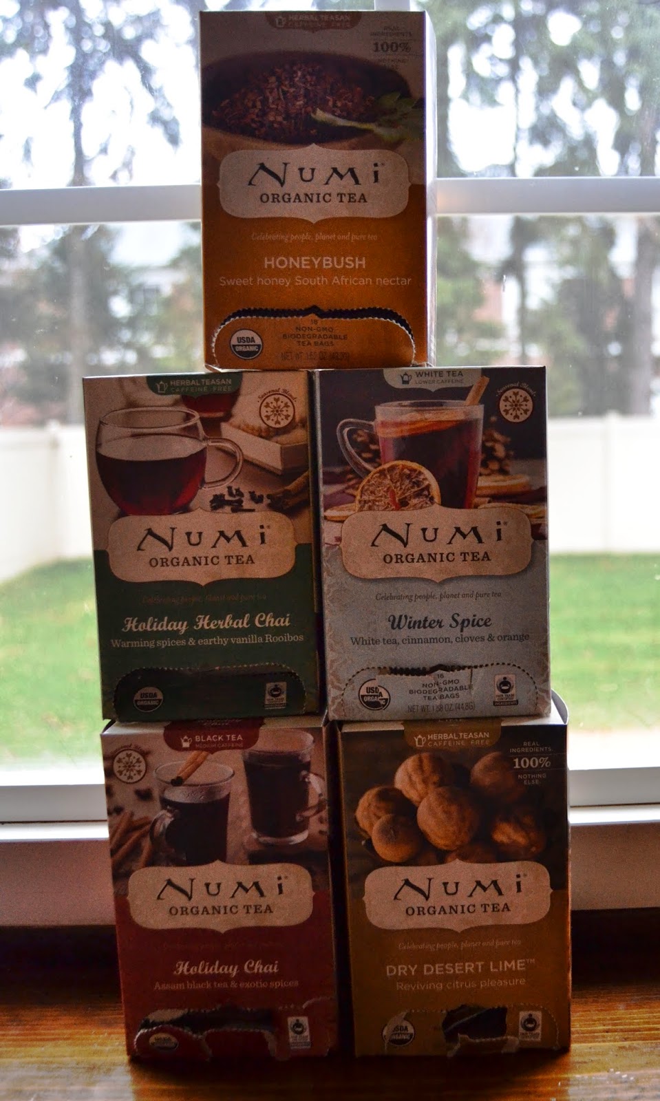 Numi Holiday Teas Review | The Nutritionist Reviews