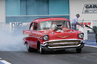 Kustoms and Choppers Magazine: the 57 Chevy an American Icon