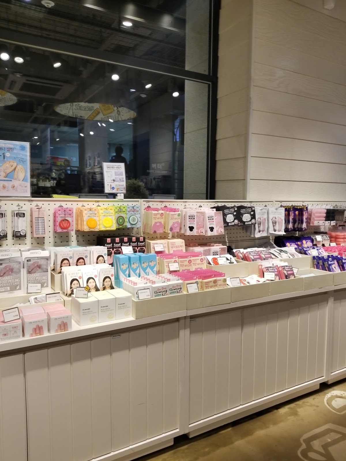 Day 3: Butter Hongdae - Seoul, South Korea - chichicho~