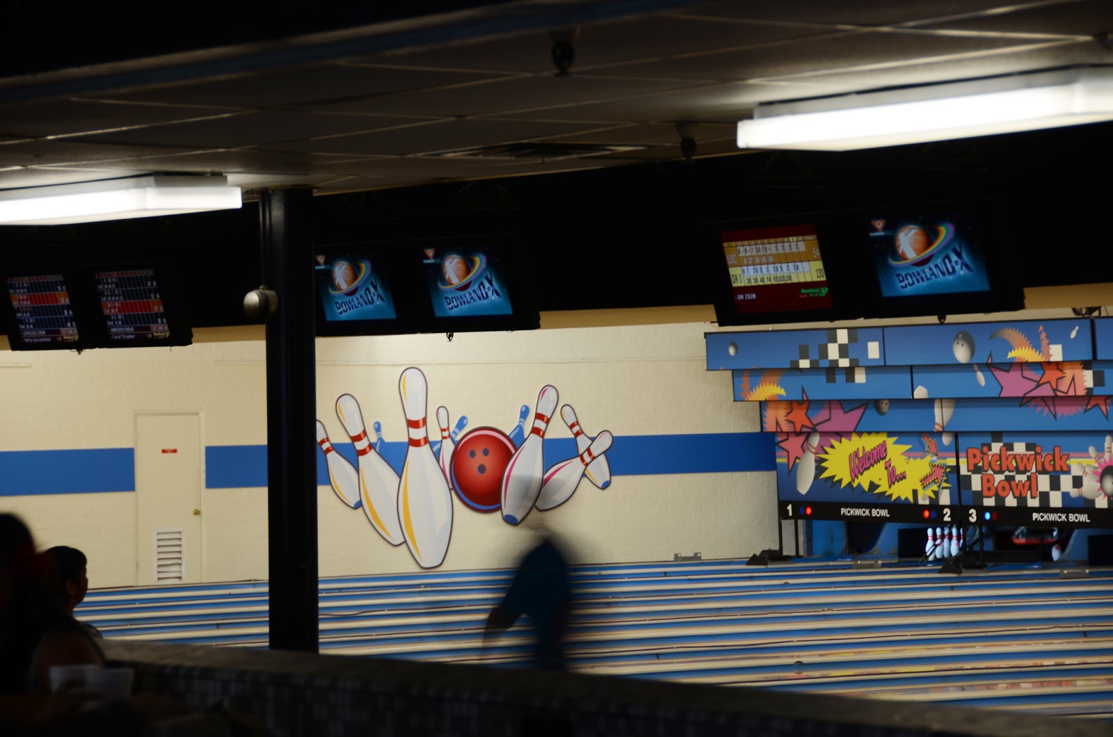 Phantom Los Angeles: Pickwick Bowl, Burbank, Ca