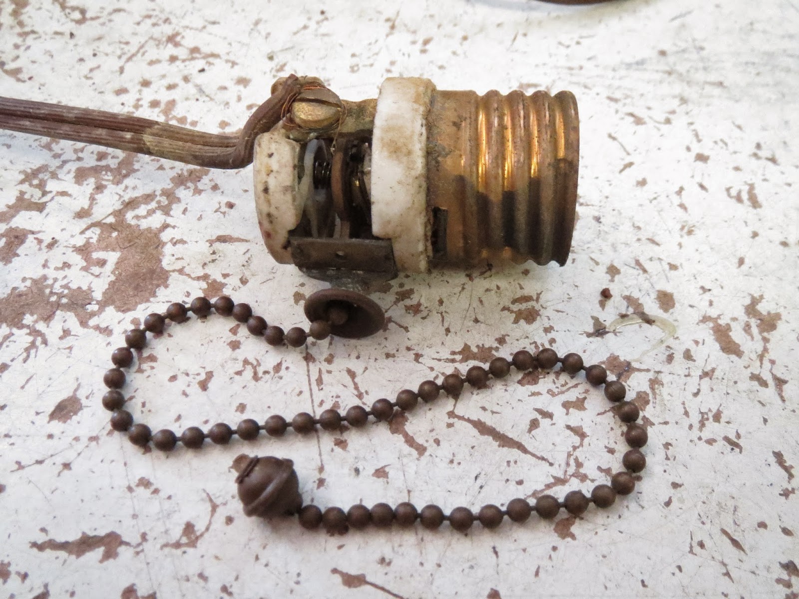 Lamp Parts and Repair | Lamp Doctor: Older Table Lamp with Old Wire and ...