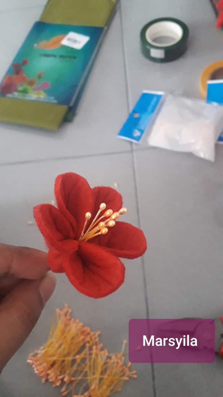 Cara Buat Bunga Dari Kain Felt