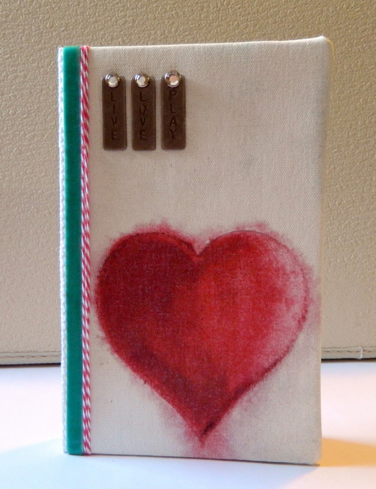 The Scrappy Tree: Stitched Notebooks Tutorial