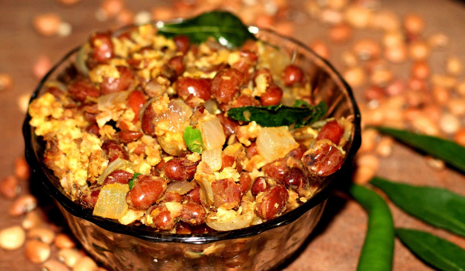 Happiness on a Plate: Brown payar thoran