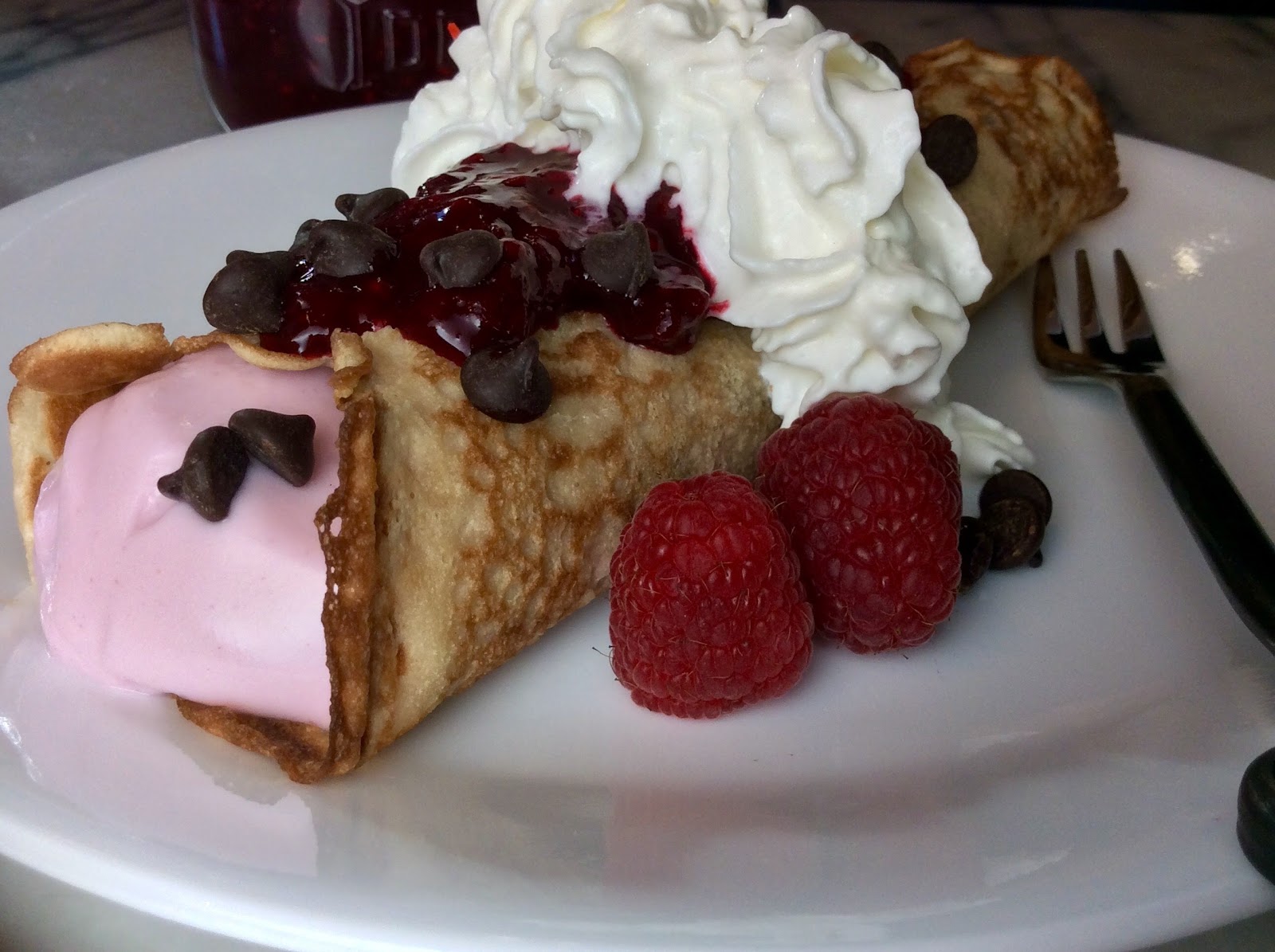Food Fitness by Paige: Raspberry Chocolate Chip Crepes
