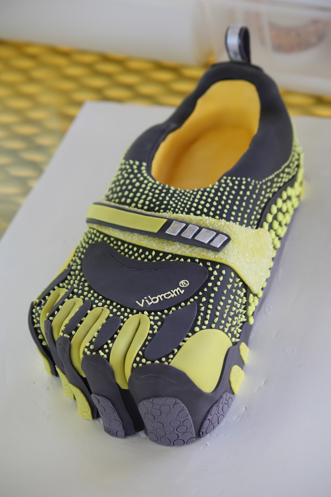 The Good Apple: Toe Shoe Vibram Cake
