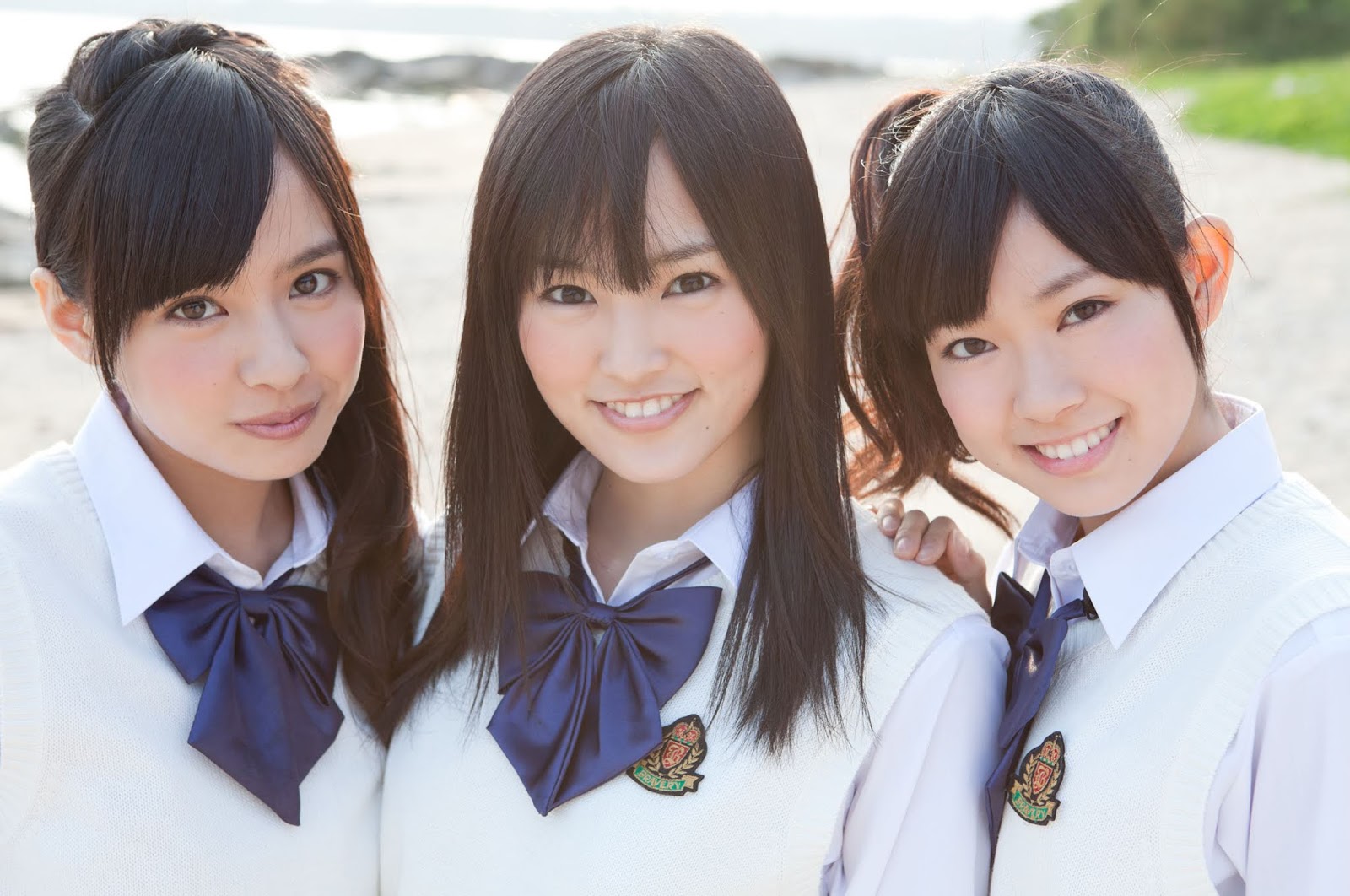 Nao Kanzaki and a few friends: Miyuki Watanabe, Nana Yamada and Sayaka ...