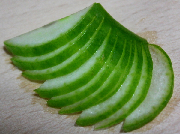 Garnishing with Cucumber - Ribbons to Pastas