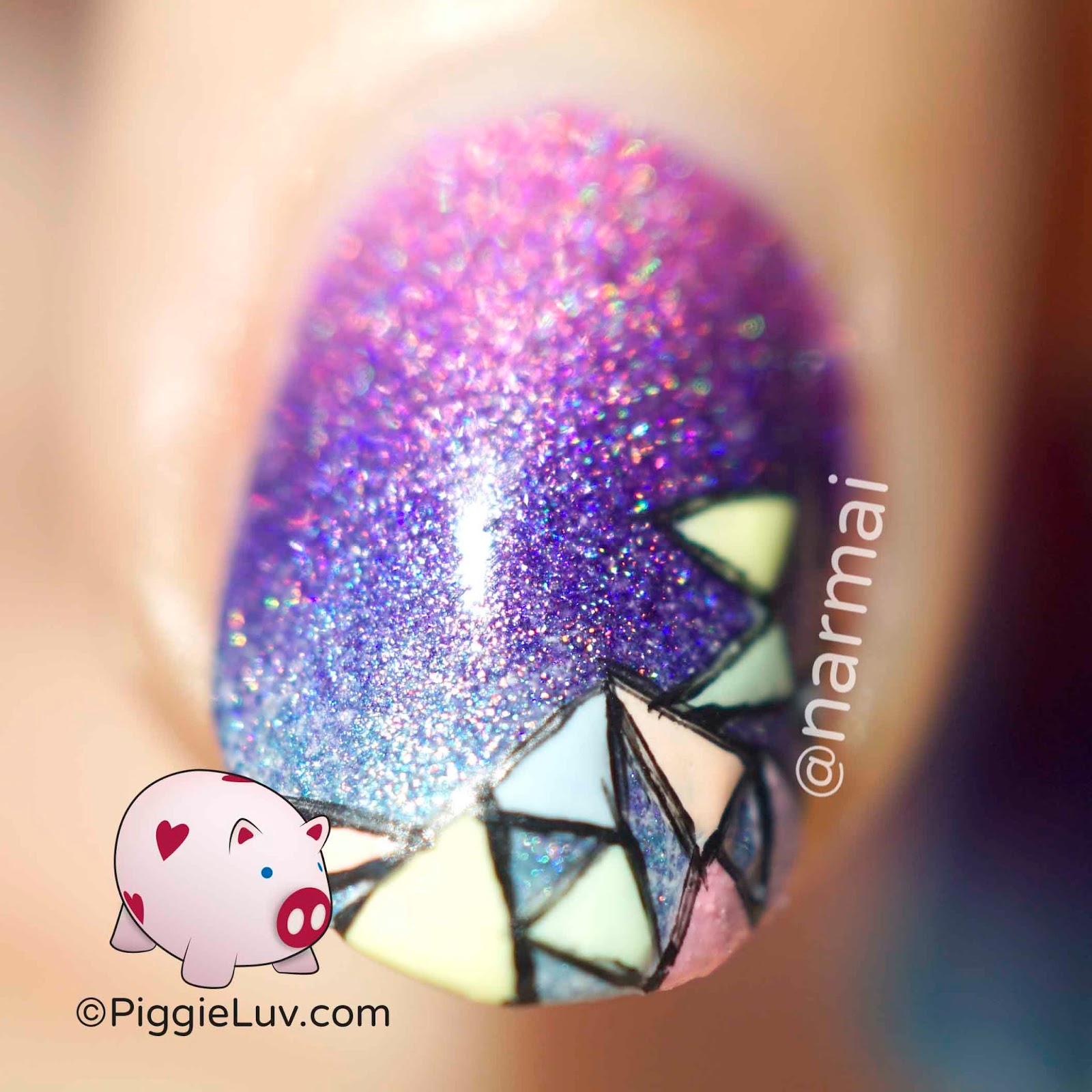 PiggieLuv: Glowy triangles nail art
