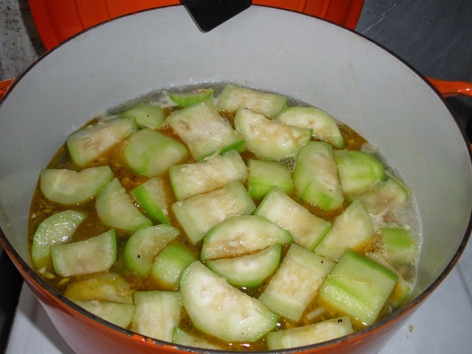 Misspressy's Kitchen: How To Cook Miswa Patola Soup