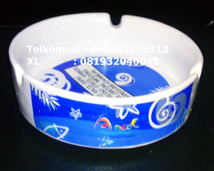 Asbak keramik tipe asbak standar Produksi-produsen mug keramik untuk ...