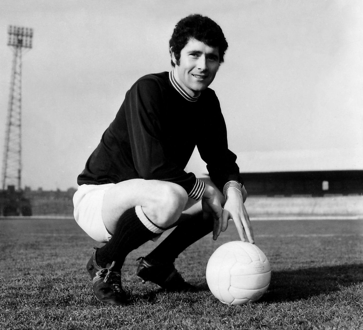 THE DUNDEE FUTBA SHRINE: STEVE MURRAY - MIDFIELDER - 1960'S
